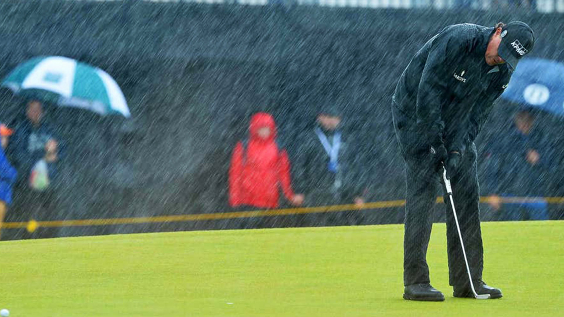 Wet Weather Wisdom For Winter Golf - GolfBox